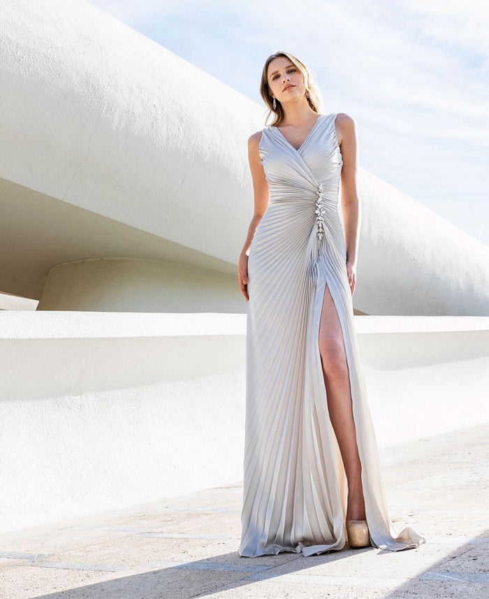 VESTIDO LARGO ZAHARA PLATEADO – VESTIDOS UNIQUE